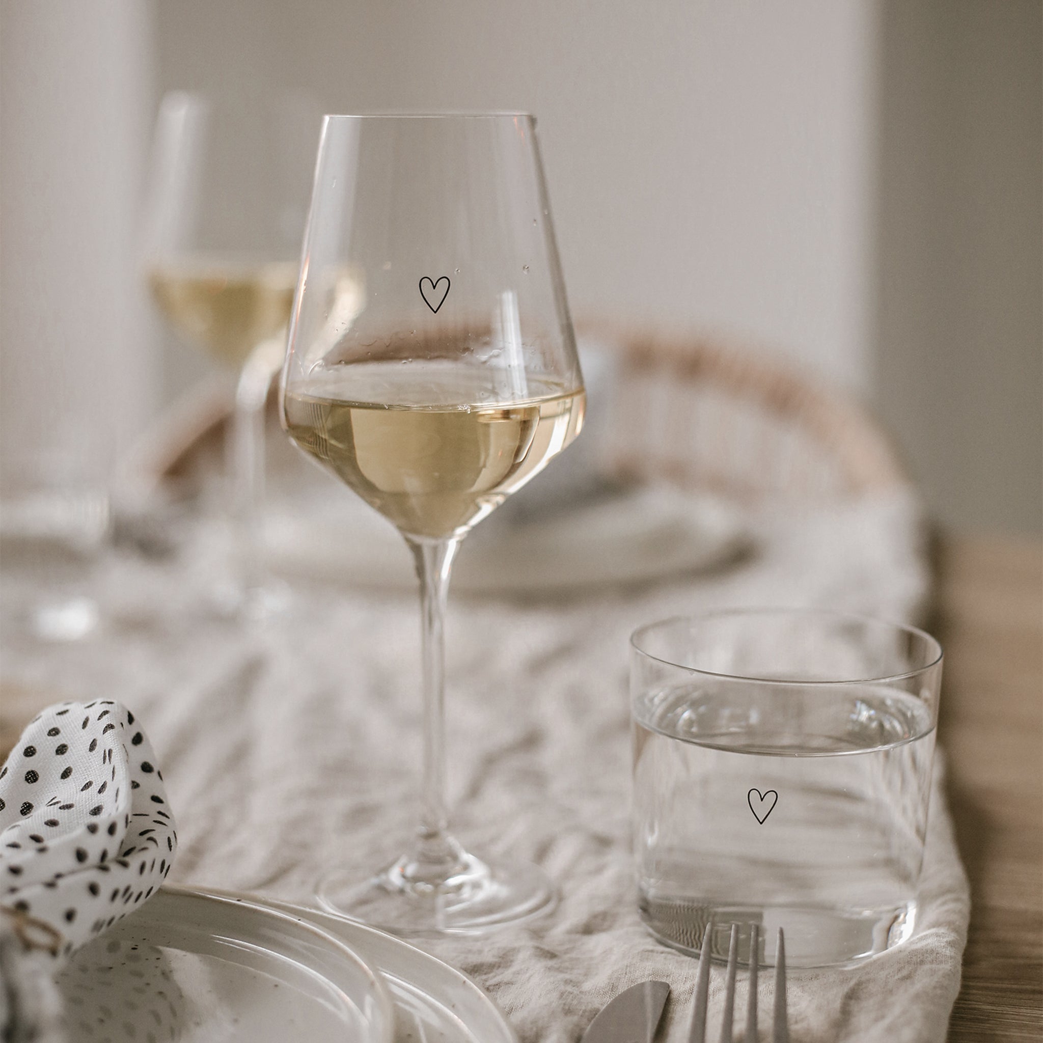 Bicchieri da vino a forma di cuore 390ml neri set da 2 - Eulenschnitt
